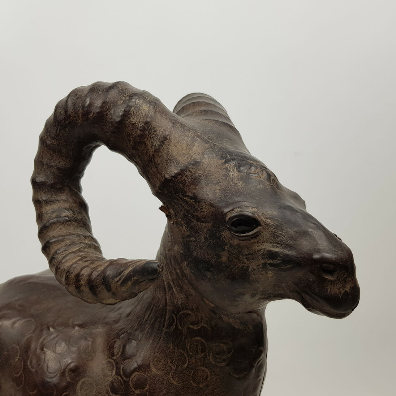 Vintage Leather Ram Figurine / Statue (a/f) #52208 - Monty's