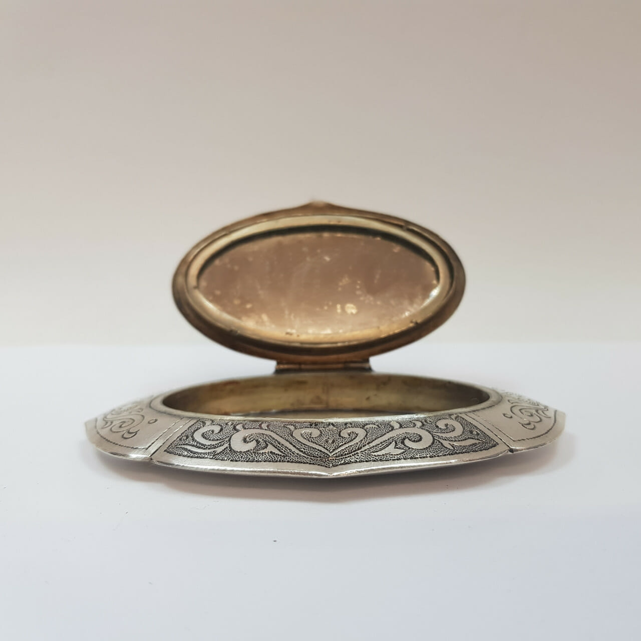 Vintage Japanese Solid Silver Compact Mirror #43447 - Monty's