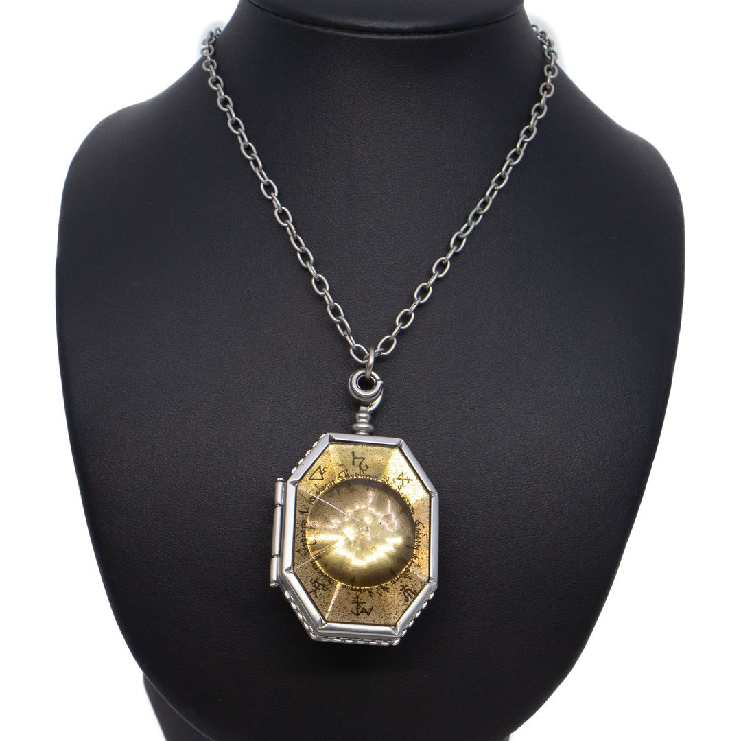 Harry Potter Salazar Slytherins Locket Horcrux Replica By The Noble ...