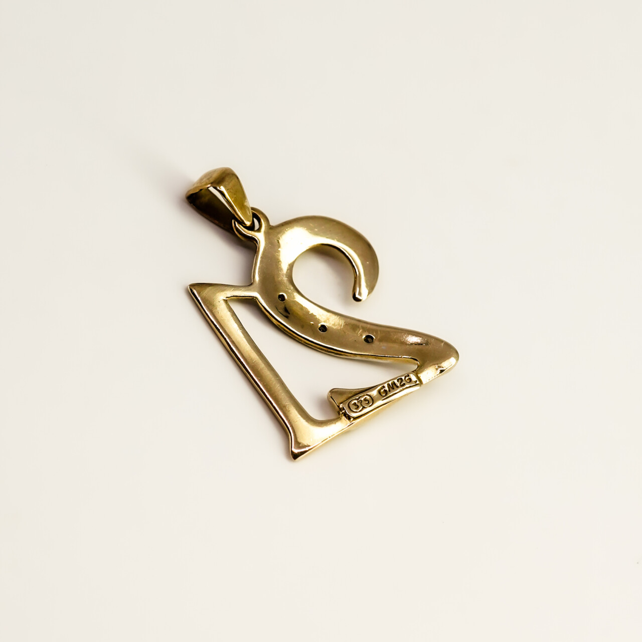 9ct Yellow Gold Diamond 21st Birthday Pendant #67424 - Monty's