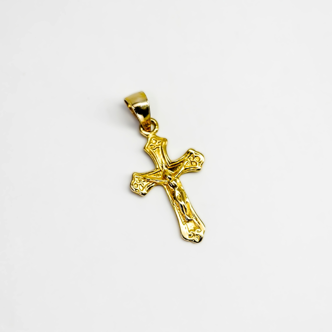 21ct Yellow Gold Cross Pendant #69092 - Monty's